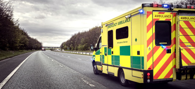 Dealing with an emergency vehicle as a new driver | Marmalade